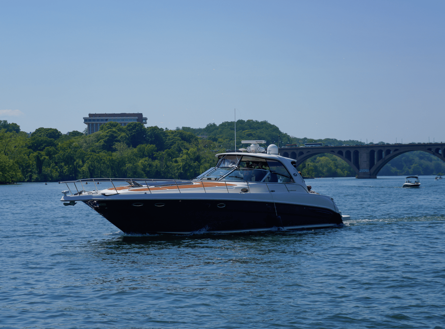 Waterfront Lux Charters – Luxury Yacht Charters