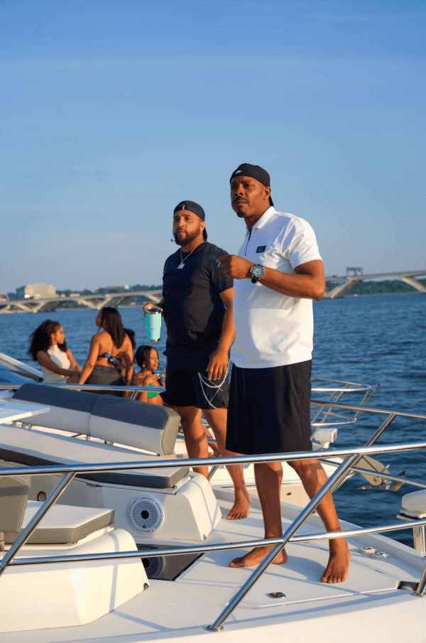 Waterfront Lux Charters – Luxury Yacht Charters